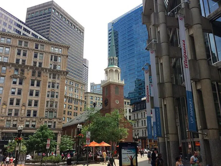 Downtown Crossing Boston Massachusetts - marathonmoving.com